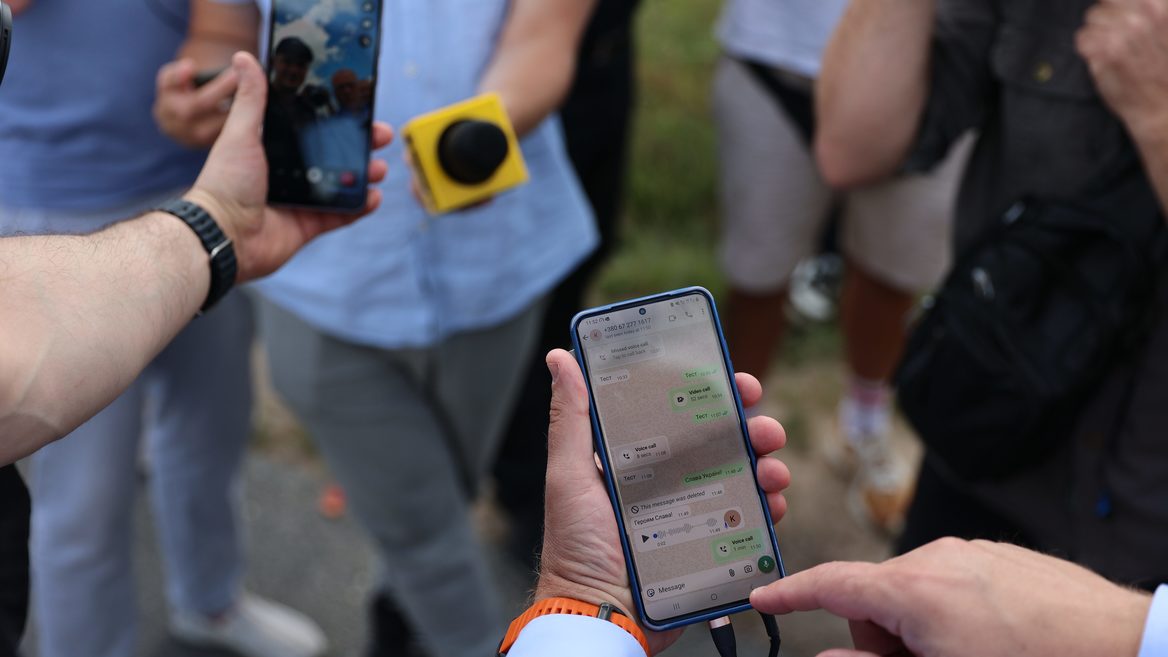 Kyivstar launches Starlink Direct to Cell: messaging and free access for subscribers. Detailed ...