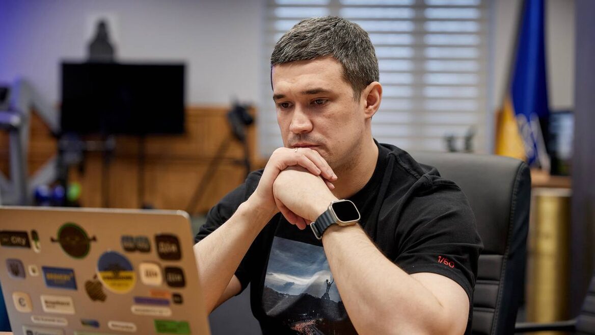 Defense Minister Fedorov promised to resolve the problems of the CCC ...