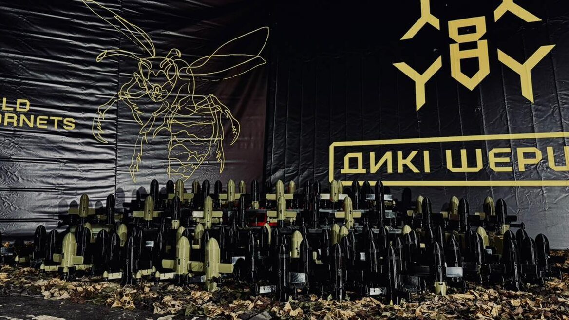 «Ми розширюємо виробництво величезними темпами». Українські дрони-перехоплювачі STING уже ...